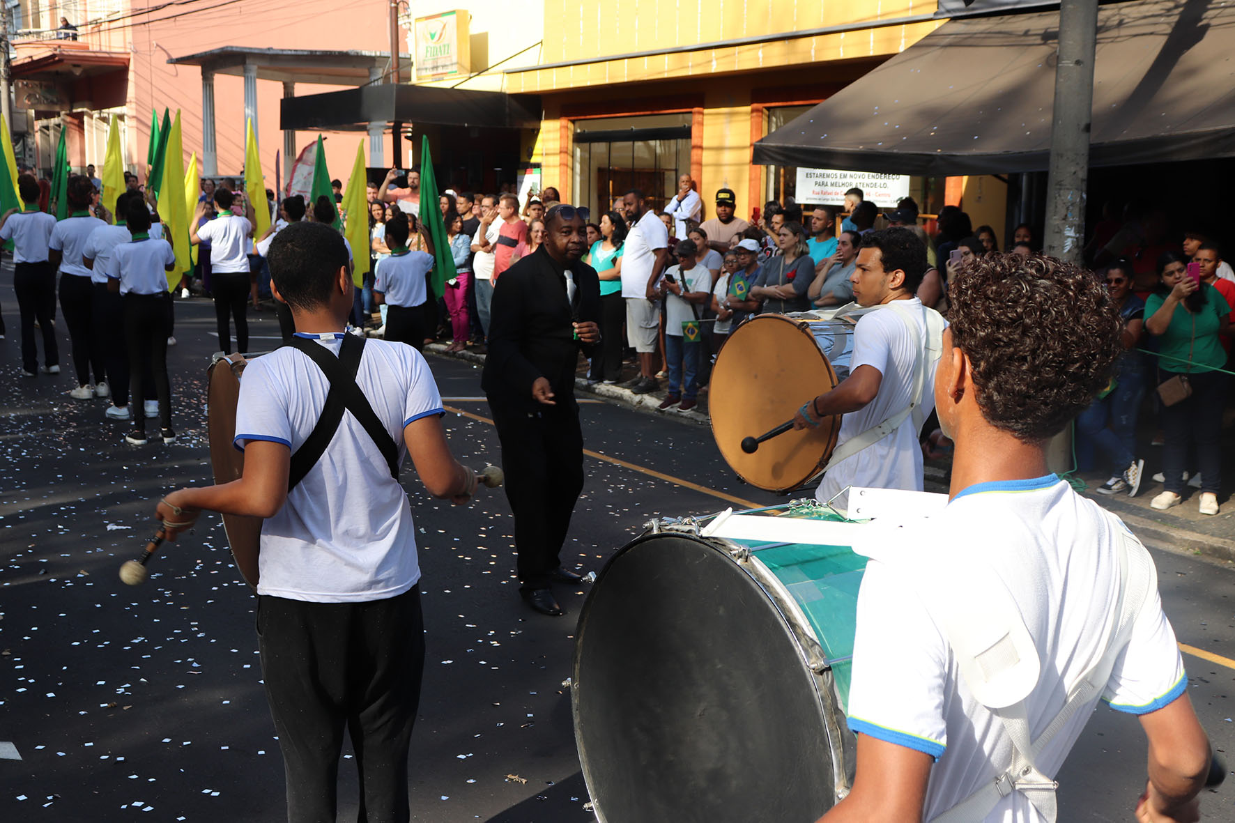 Grande público prestigia desfile de 7 de setembro em Tietê